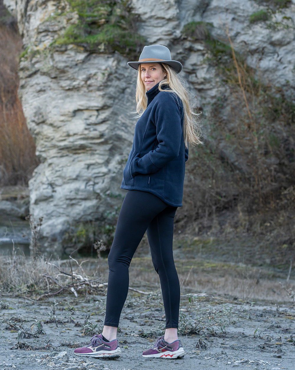 Cuthbert Jacket in Navy – Rainbird Clothing